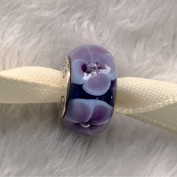 Chamilia | Jewelry | Chamilia Murano Glass Bead | Poshmark